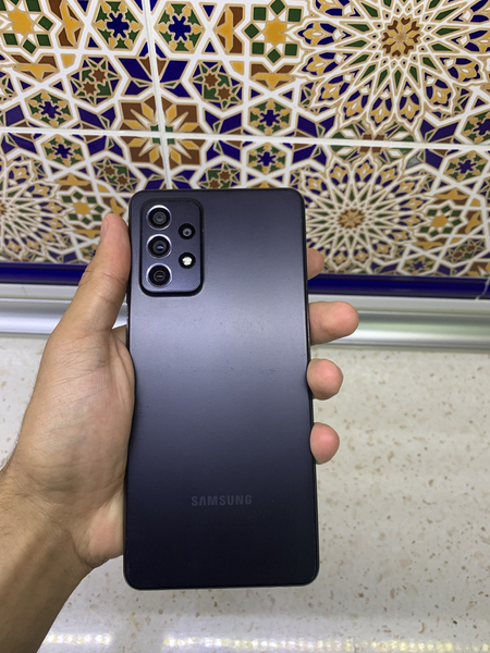 Samsung a72 Black