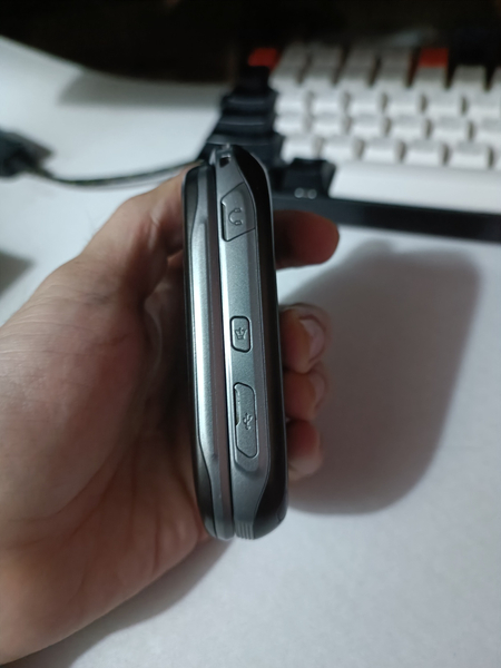 Продается телефон Verizon Samsung Convoy 2