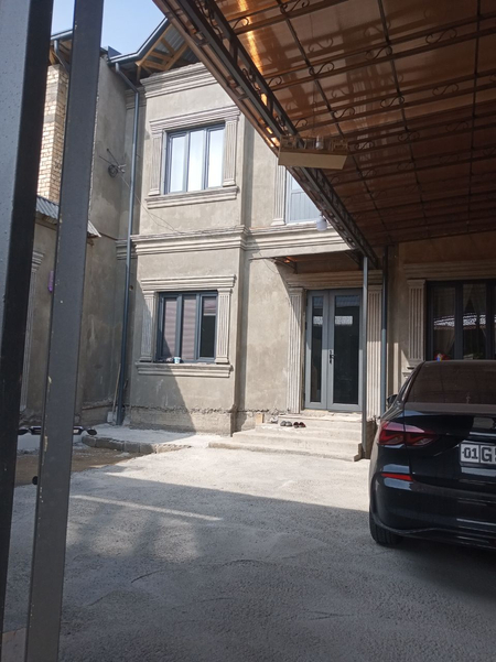 Yunsobod hasanboy 2 sutu 2etaj +podvol 265000$min