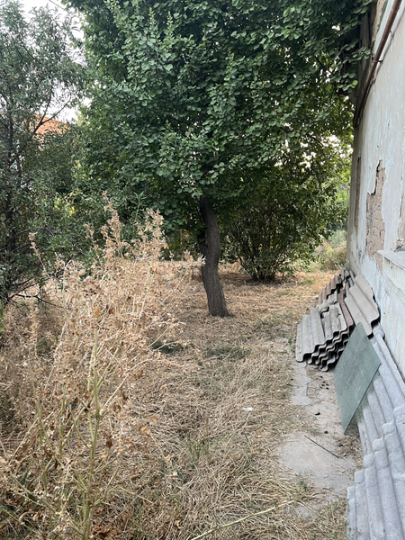 Продается участок возле ИНХА
