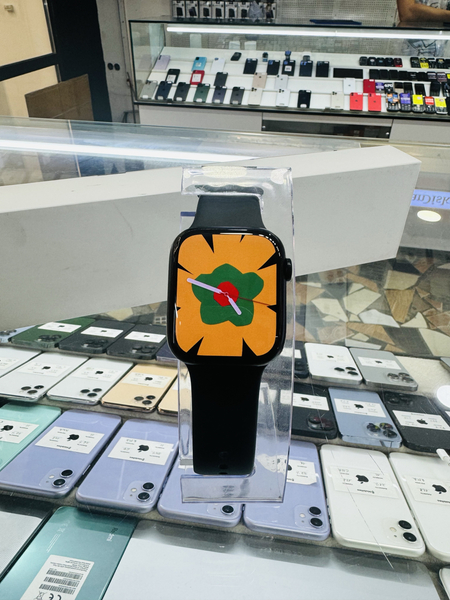 Apple watch 8/45 midnight 98%