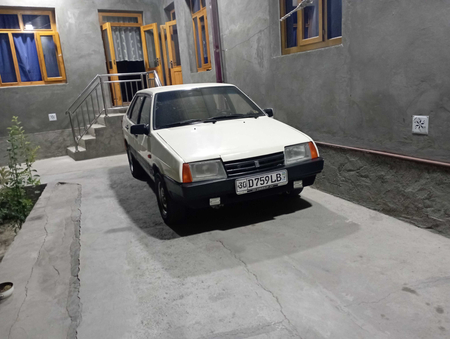 Samara Vaz 21099
