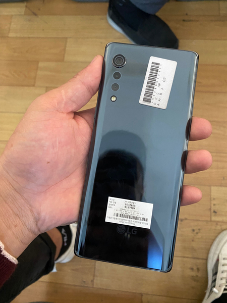 Lg Velvet 8/128 black