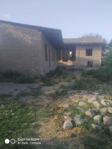 Yaxsh joydan uchaska