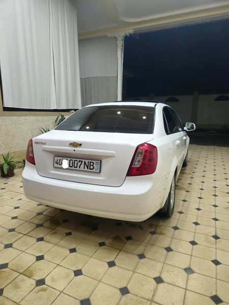 Jentra oq rang zor holatda