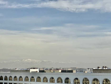 ID 918 Сдаётся 3-комнатная квартира в Московском высотке. Х. Алимджан