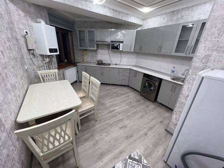Сдаётся 2 х ком квартира Юнус абад 4 Шохсарой