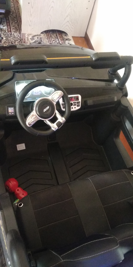 Jeep moshinas sotiladi yengi 20 kun bolidi olinganigai