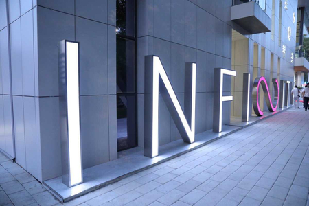 3/5/16 102 м2 Продаётся квартира В ЖК « INFINITY » !!!