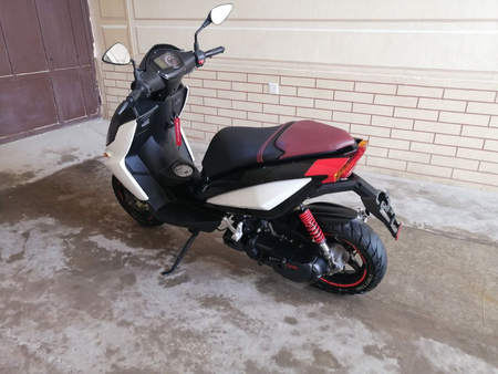 Скутер benelli 400куб