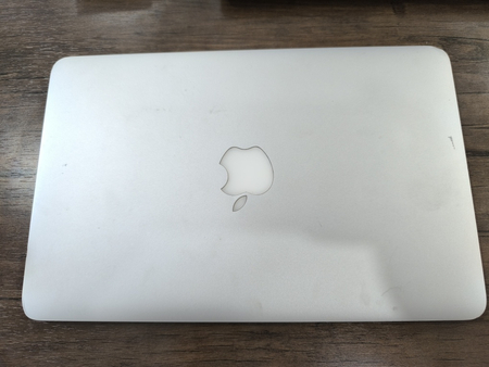 Macbook Air (11-inch, Mid 2011)