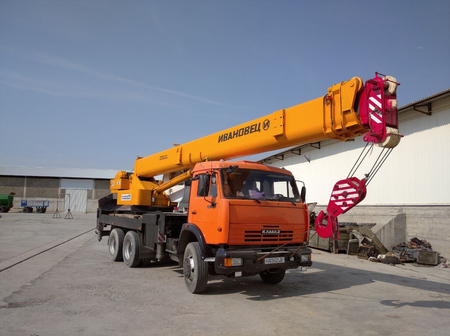 Автокран ивановец 25тон 31 м