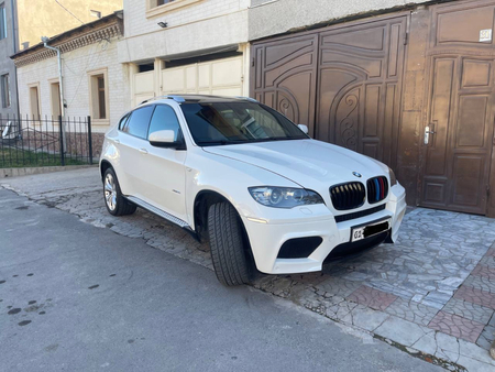 BMW  X6 M  Srochna