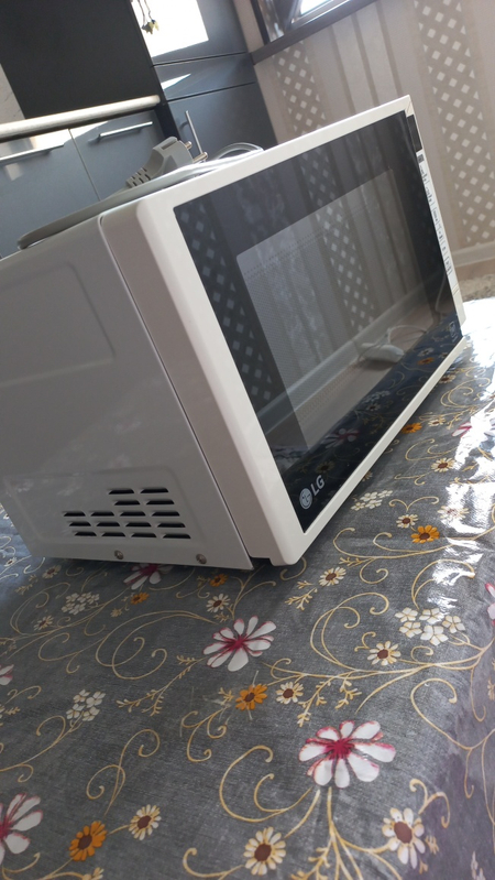 Микроволновая печь LG