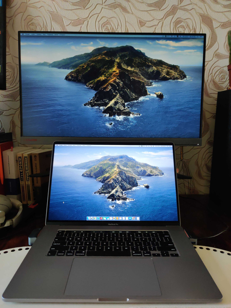 MacBook Pro 16 / Core i9 / 32 RAM / 512 SSD