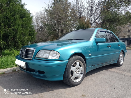 Mercedes Benz C 180