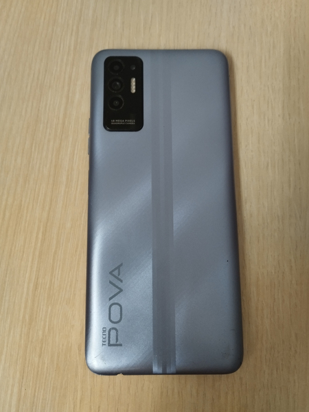 Tecno pova 2 telefon