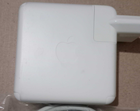 Зарядка Apple Mac pro tipe C