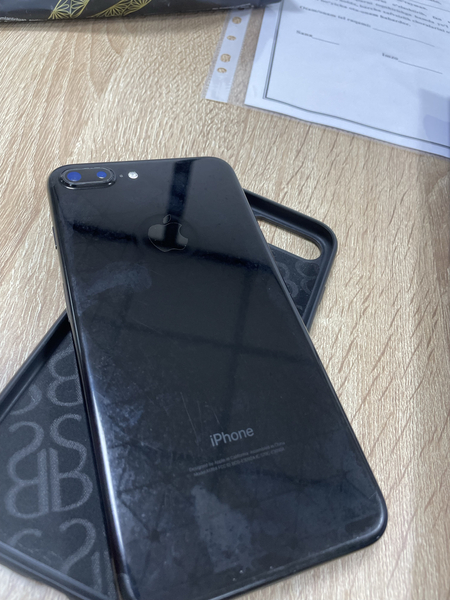 Продам Iphone 7 Plus, 128Gb, Jet Black.