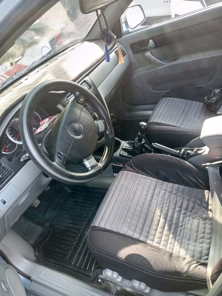 Gentra 1.5 sotiladi