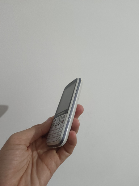 Uzmobile CDMA 95 li tushadi Ishlashi zo\\\'r.