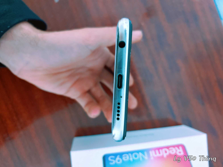 Продам redmi note 9s 6/128 gb в хорошем состоянии Ogan odam maza qilad
