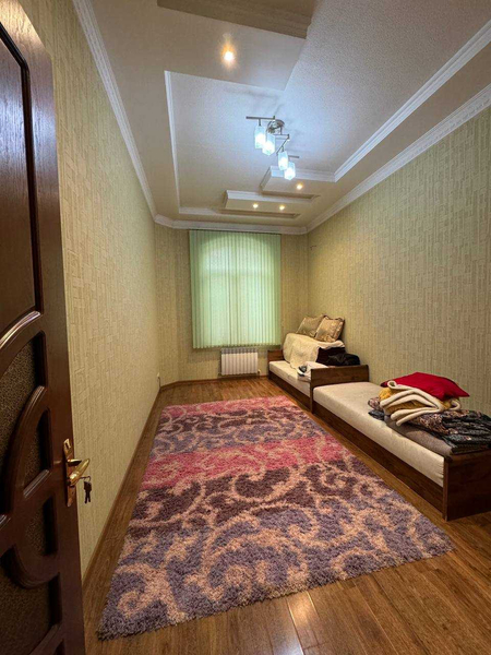 Сдается шикарный дом в Яккасарайском  районе. 2.5 сотки 3х уровневой