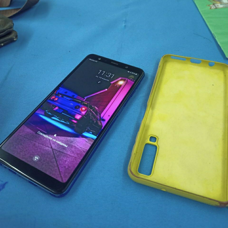 Samsung Galaxy a7 4-64gb