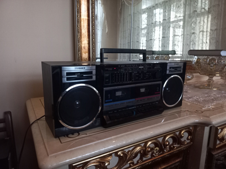 Радио магнитофон FISHER продаётся