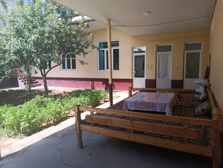 425.000& huvaydo mahalla  4.5 sotik oq tunga maschit yaqinida