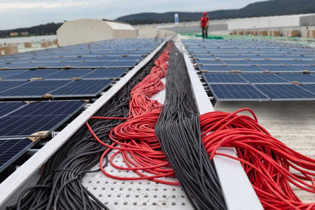 Quyosh panel uchun kabel.