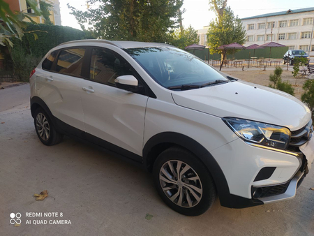 Продается Лада x ray cross
