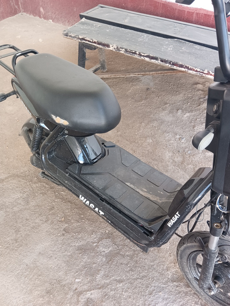 Wasat elektro skuter