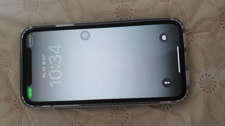 Iphone XR 64 lik 2 mln bitari