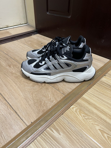 Кроссовки Adidas original