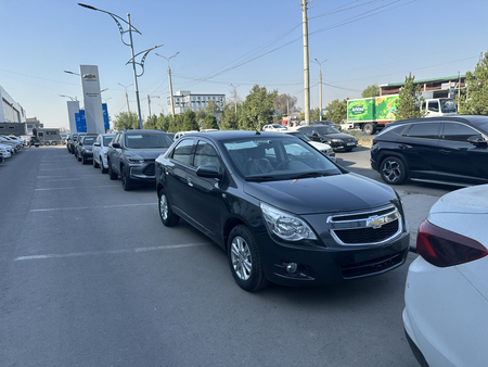 Cobalt 4poz. A/T Style! 2024 Probeg 6km
