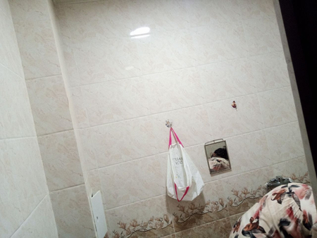 KADESHEVA BOZOR 1 XONA Xamma SHaroiTlar Bor Tozza RemonT SrochNaa