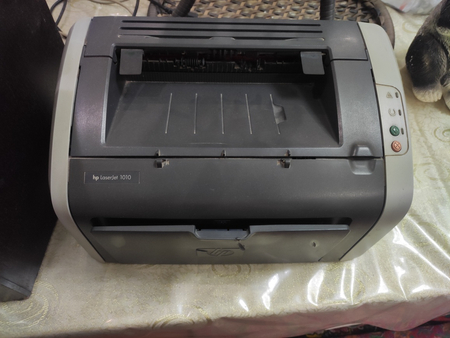 Принтер HP  laserjet 1010 ( HEWLETT PACKARD )