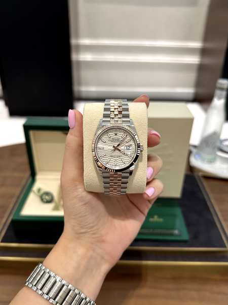 NEW Rolex Datejust 36mm Steel and Everose Gold 126231