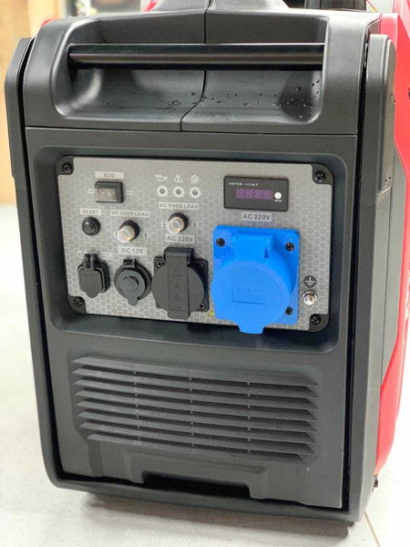generator Бензиновый Генератор инверторный  5.5квт (Скидка)