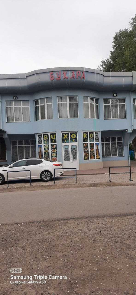 Продаётся кафе Бухоро в центре Кибрая