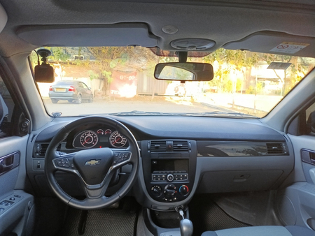 Gentra 3 srochna sotiladi