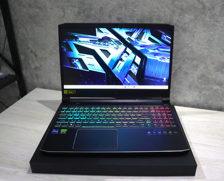 ASER PREDATOR PH315-54/i7-11800H/16GB SSD/1,5TB SSD/RTX 3060 - 6GB