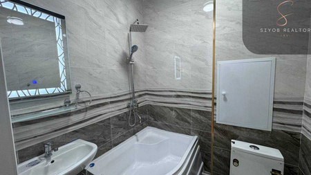 №3018/2687.Продается 3х-комнатная квартира в Новостройке.