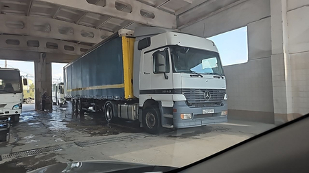 Продаётся Тягач и прицеп в комплекте