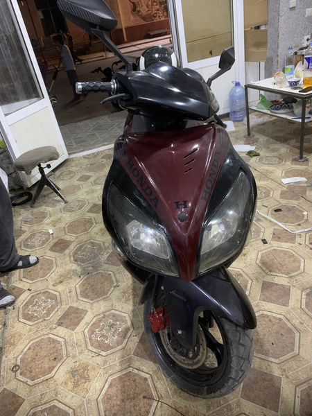 HONDA skuter sotiladi 172 kublik