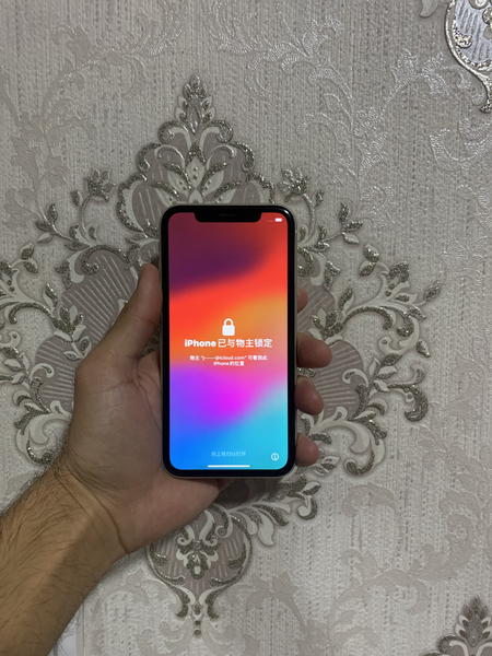 Iphone 11 oq  holati alo