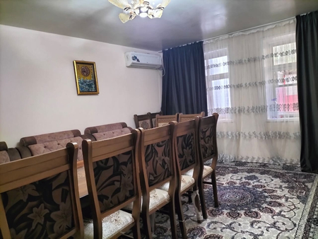 Уй сотилади  4хонали срочна