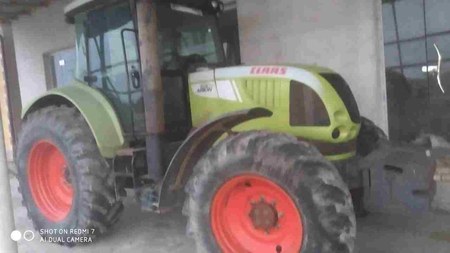 Traktor Marka Arion