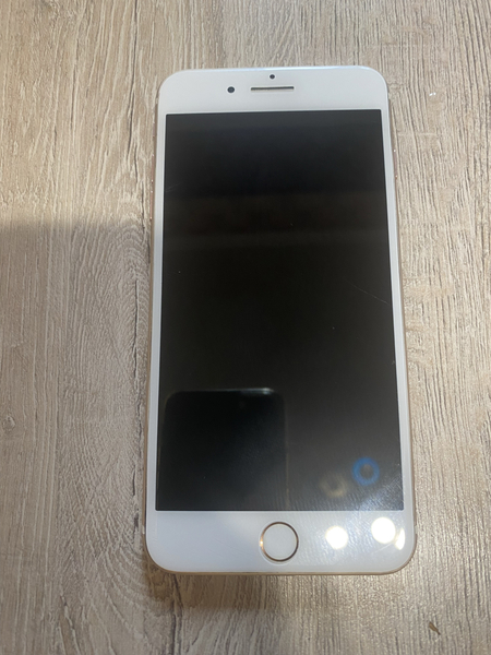 Продается Apple IPhone 7Plus